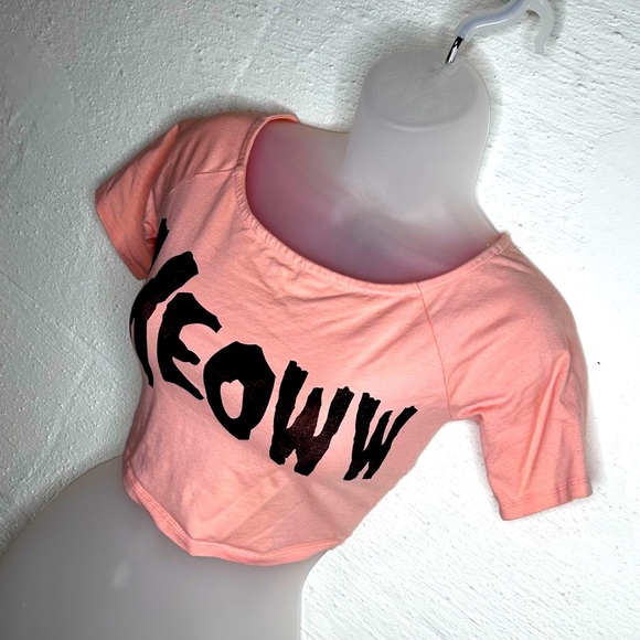 Forever 21 | Tops | Meow Peach Crop Top | Poshmark